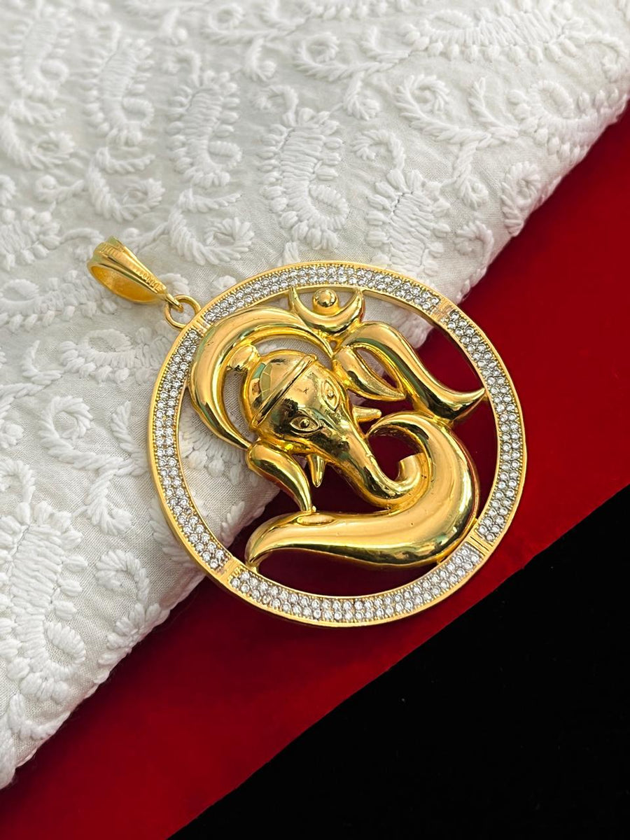 1 GRAM GOLD GANPATI BAPPA WITH OM (AUM) ROUND PENDANT FOR MEN DESIGN A ...